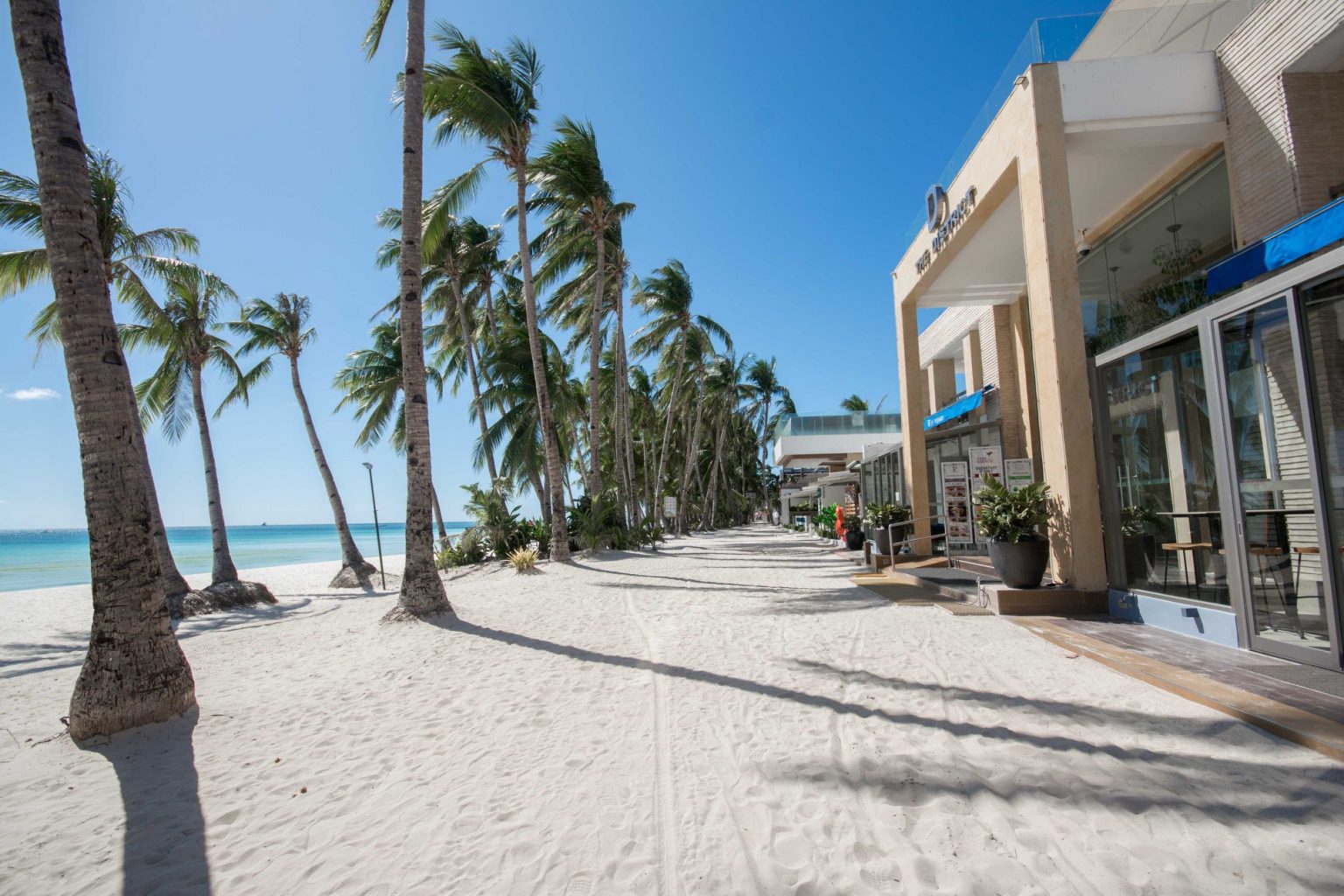 Boracay and Coron reopen for Local Tourists - VisMin.ph