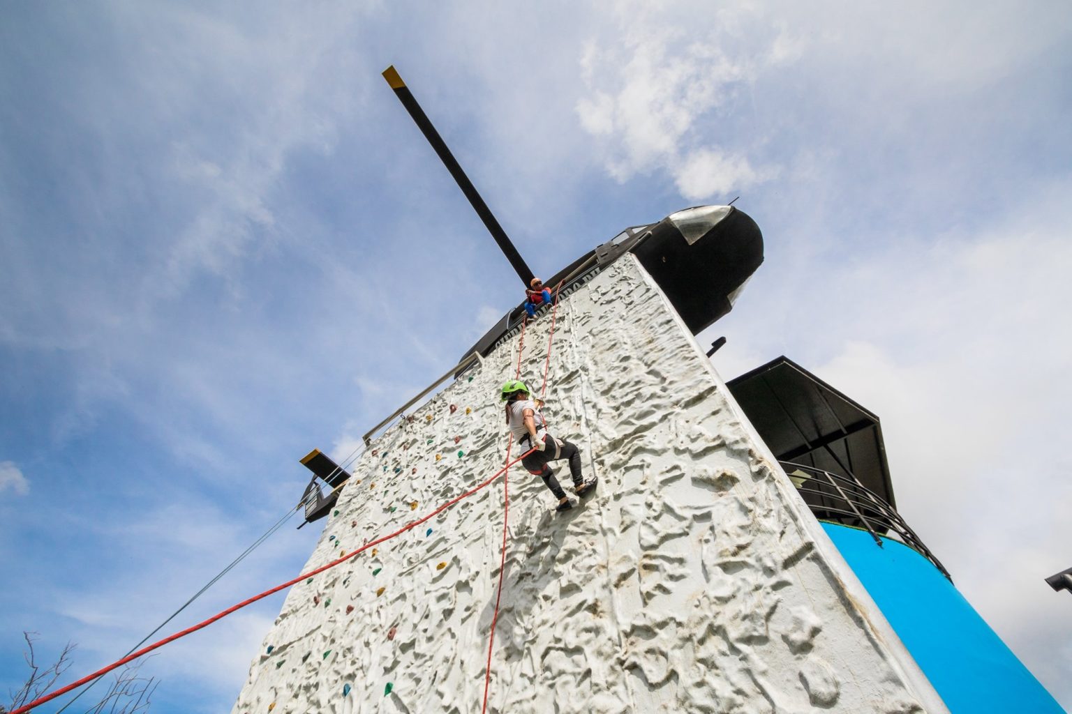 Amaya View in CDO: Infinity Pool, Hobbit Houses, Paragliding + more!