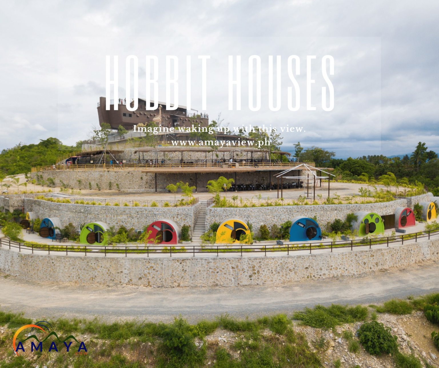 Amaya View in CDO: Infinity Pool, Hobbit Houses, Paragliding + more ...