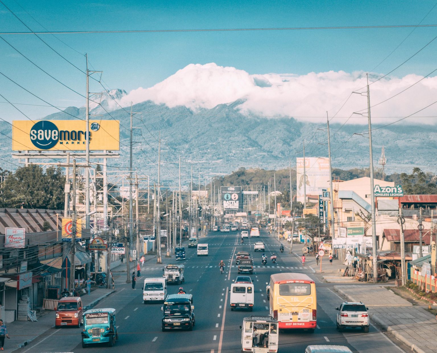 LOOK: Mt. Apo clearly seen in Davao City roads
