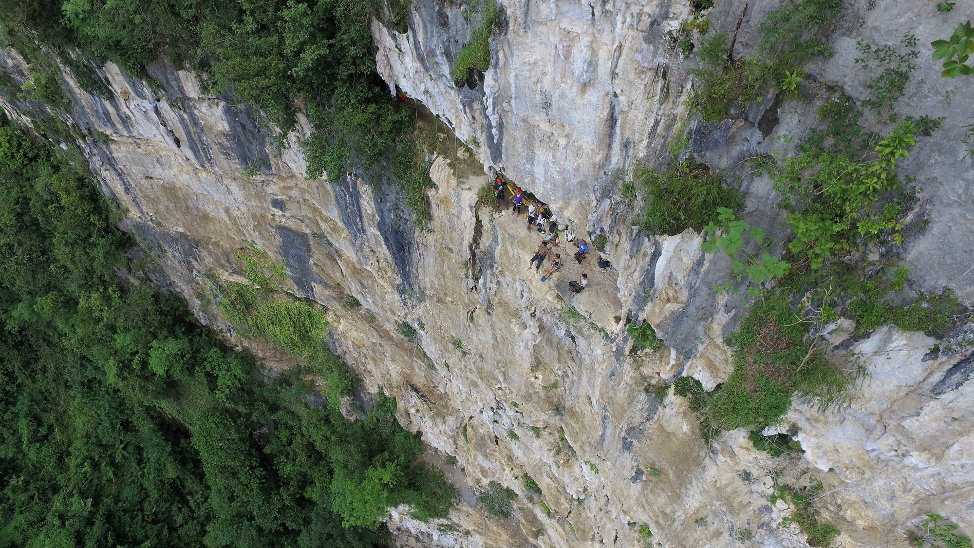 Extreme Cliff-Camping: 500-ft high Vertical Bivouac in Bukidnon - VisMin.ph
