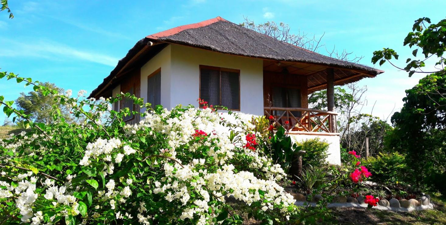 Grandview Cottages Resort: Stunning Seascape and Landscape View in Siaton