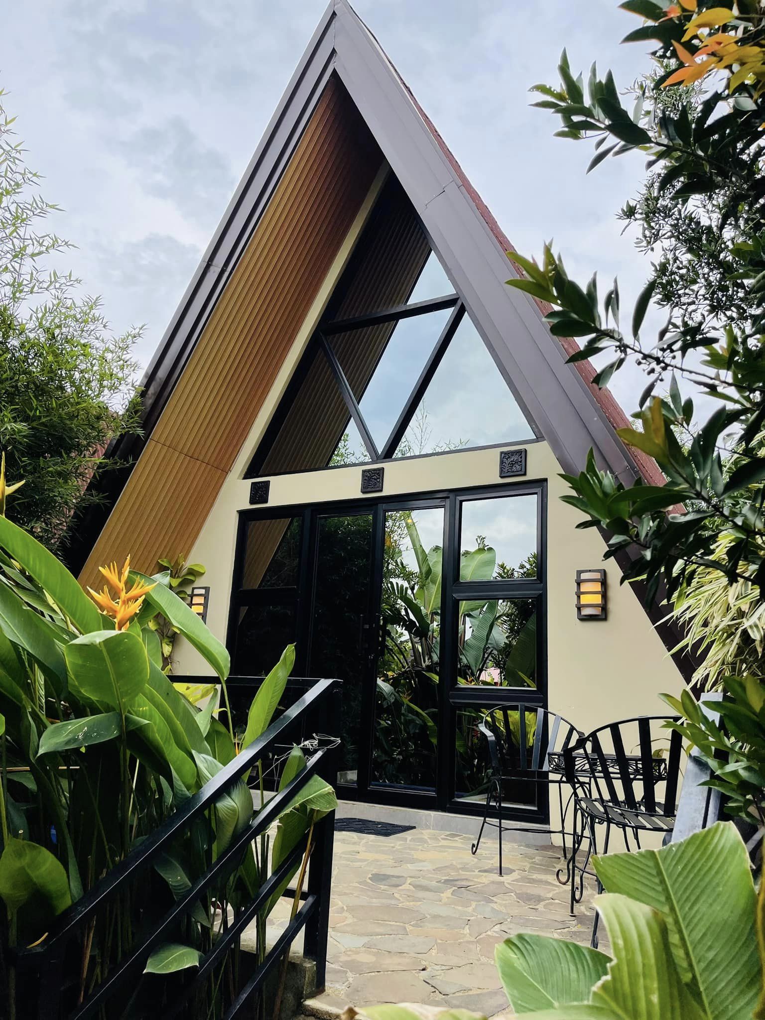 Relax and unwind in these 5 mountain resorts in Negros Occidental