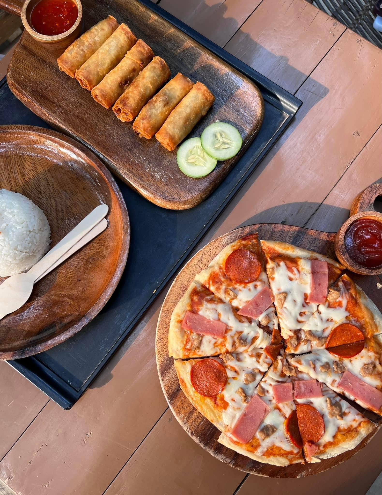 From Cats to Double-Deckers: 5 Unique Cebu Cafes You Must Try - VisMin.ph