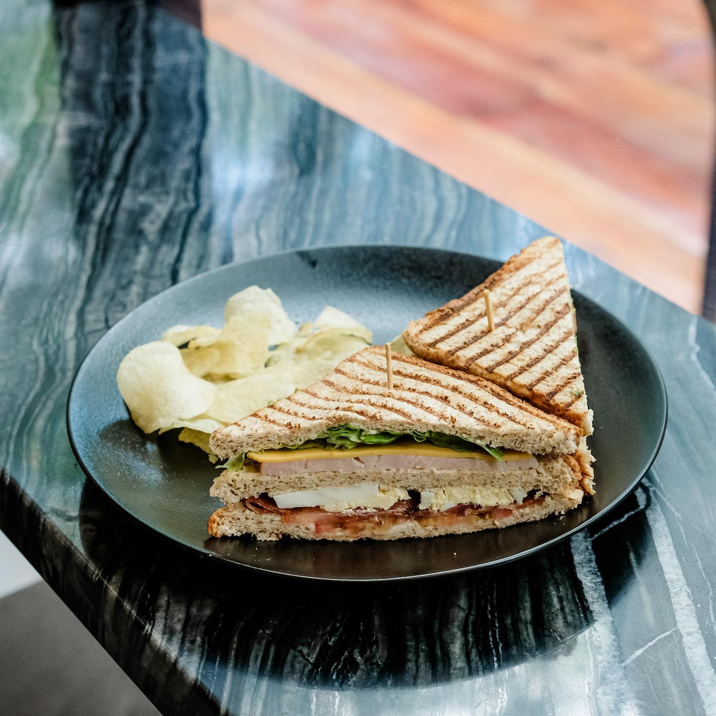 From Cats to Double-Deckers: 5 Unique Cebu Cafes You Must Try - VisMin.ph