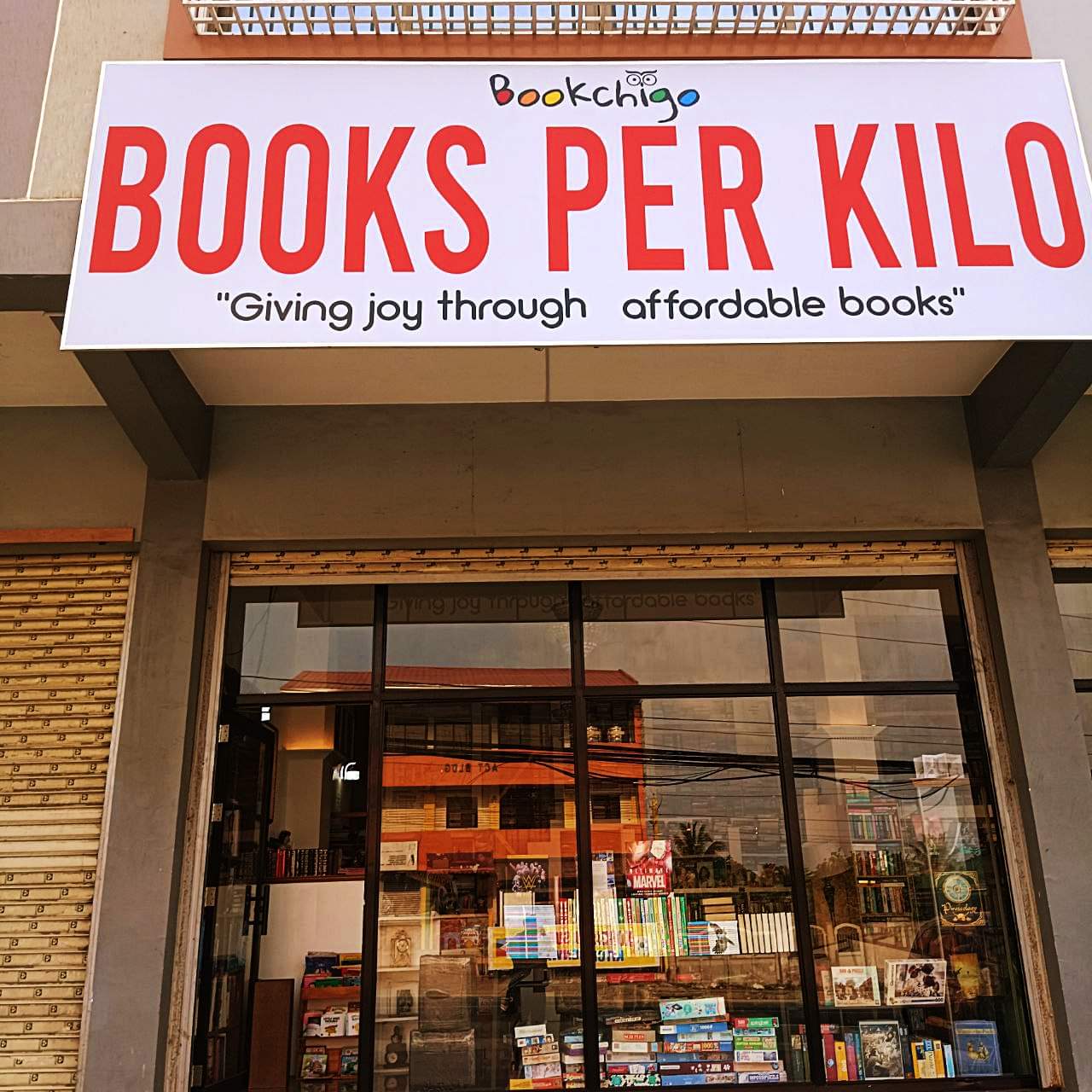 LOOK: A Book-By-Kilo Store Is Coming To The Visayas This May 2024!